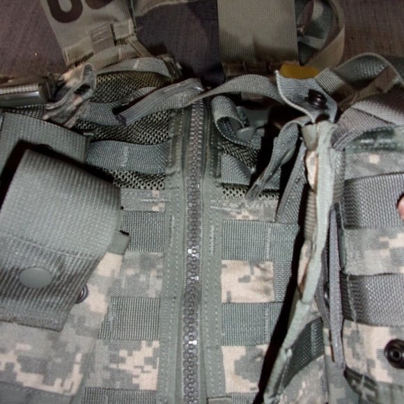 Accessories | Acu Digital Ucp Flc Fighting Load Carrier W Pouches Fully ...